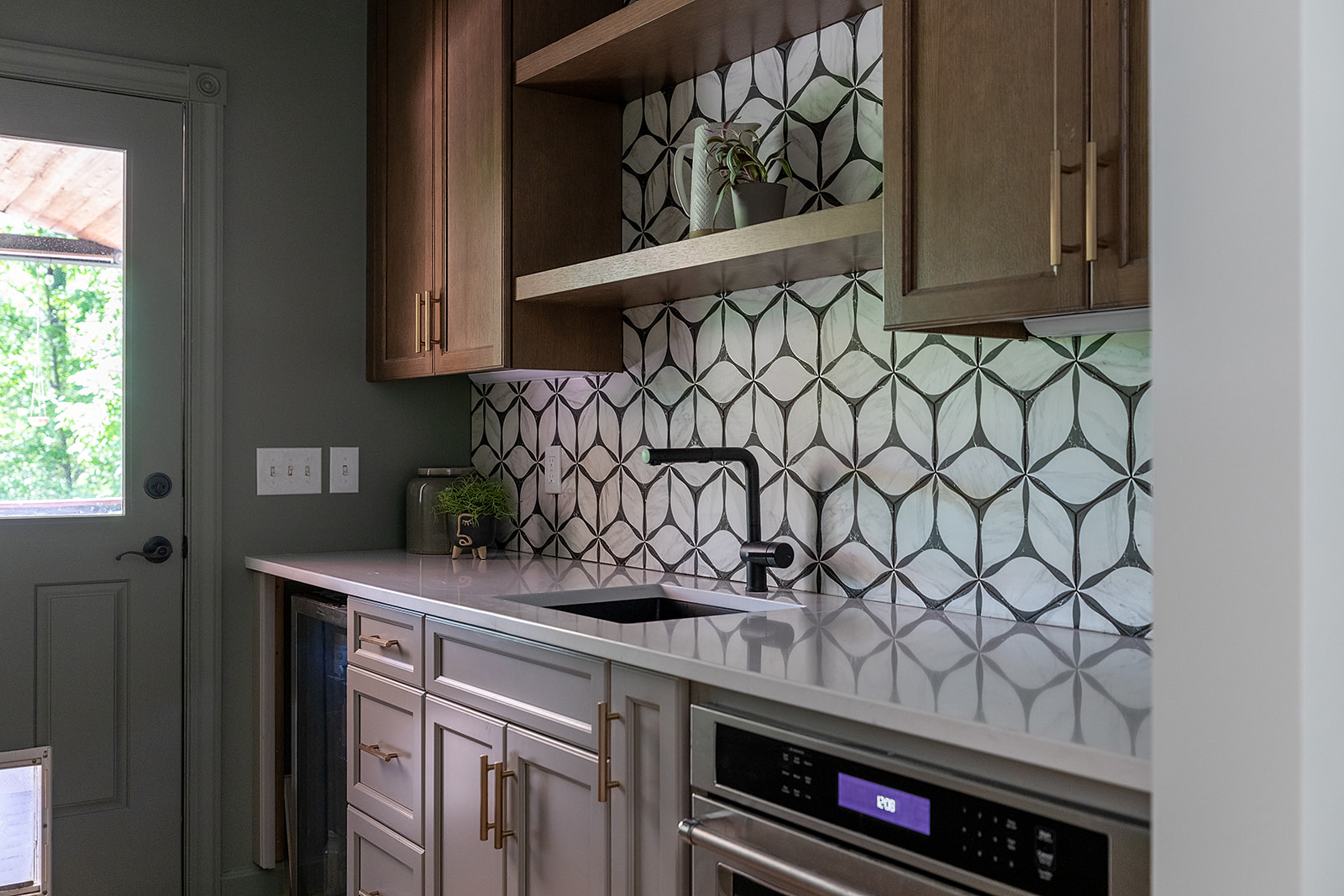 Open Plan: Uniting Kitchen & Dining | TEW Design Studio