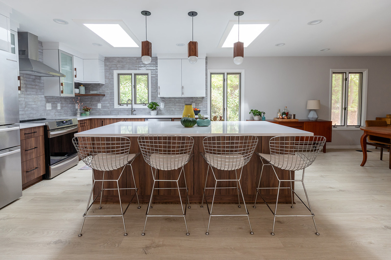 Modern Kitchen in Chapel Hill Home | TEW Design Studio